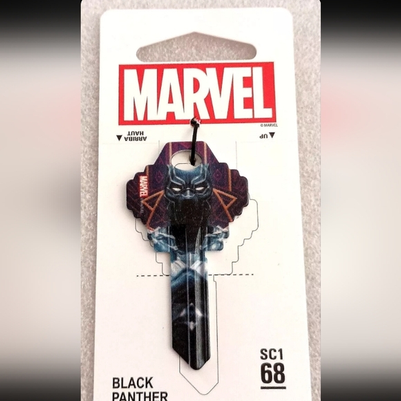 Marvel | Other | Marvel Avengers Black Panther Door Lock Sc 68 Key ...